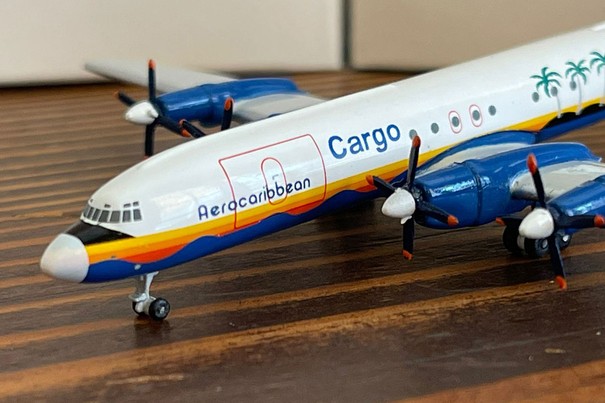 Aerocaribbean Cargo Ilyushin Il-18 CU-C1515 AeroClassics AC411097 ...