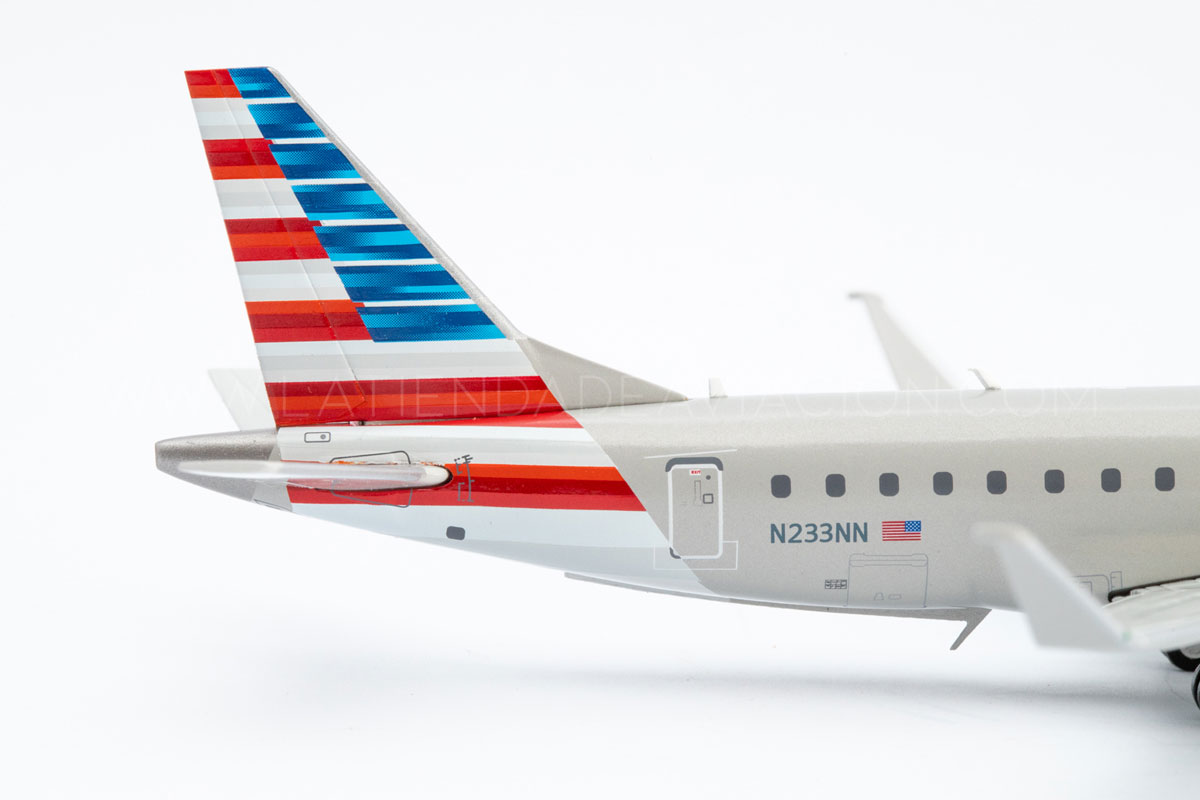 Envoy Air Embraer E175 N233NN GeminiJets G2AAL1040 Modelo a escala 1: ...