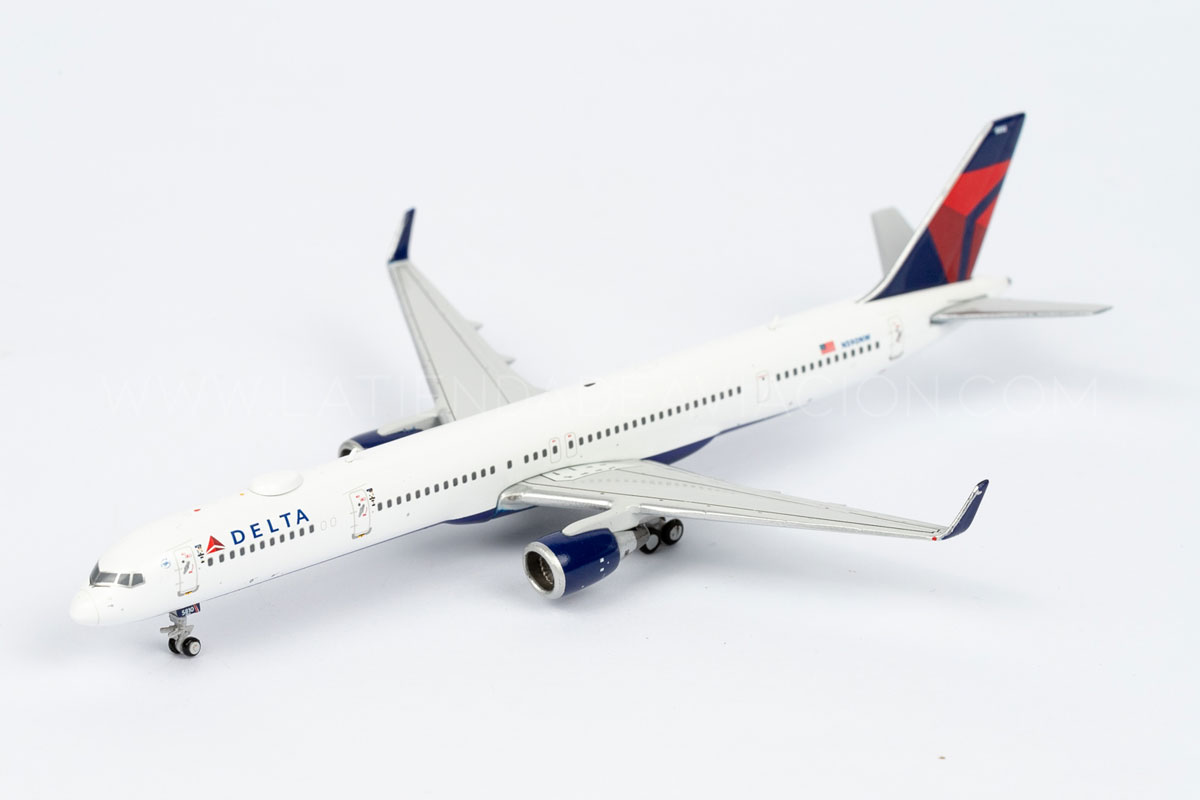 Delta Air Lines Boeing 757-300W N590NW GeminiJets GJDAL2098 Modelo a ...