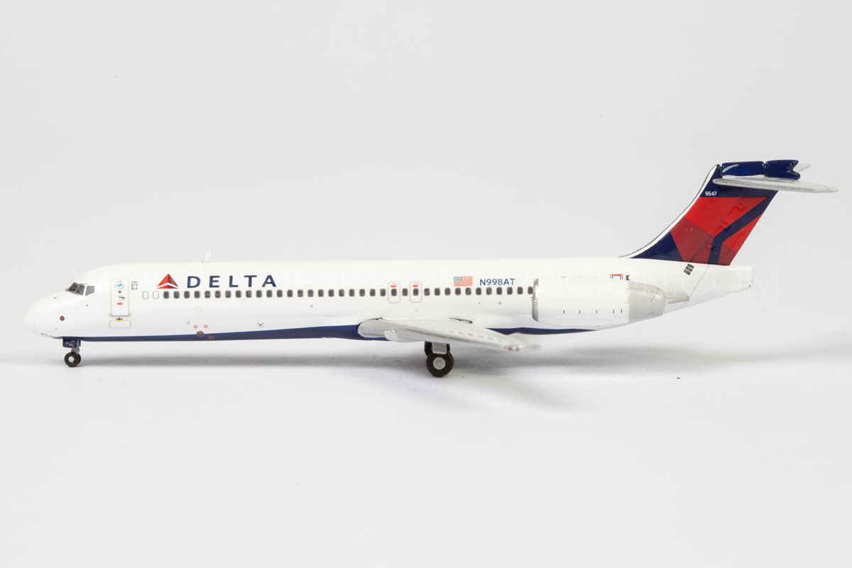 Delta Air Lines Boeing 717-200 N998AT GeminiJets GJDAL2103 Modelo a ...