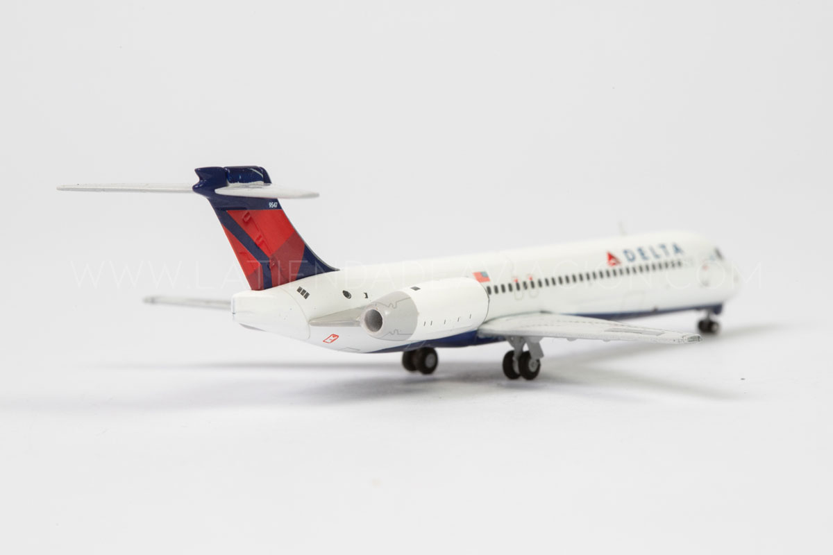 Delta Air Lines Boeing 717-200 N998AT GeminiJets GJDAL2103 Modelo a ...