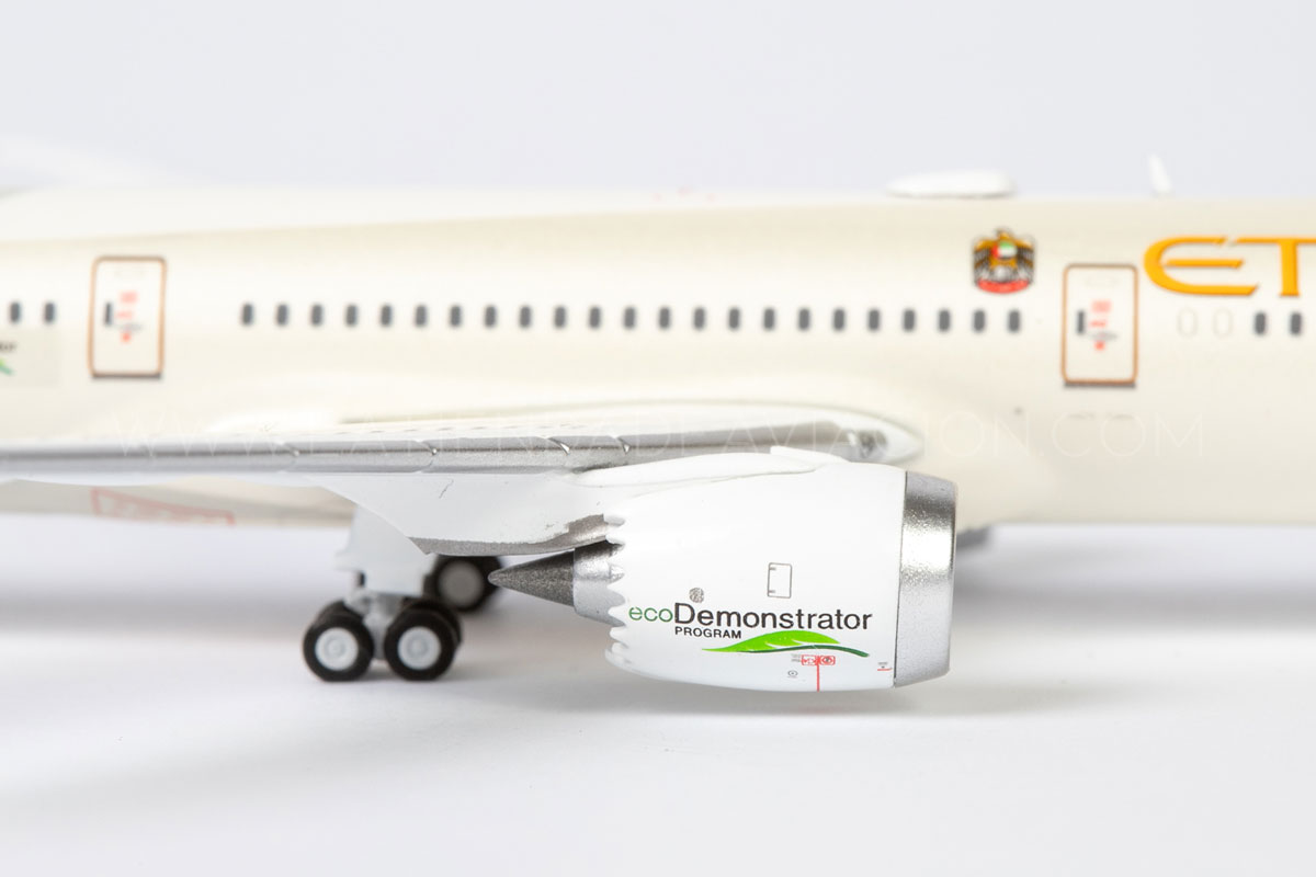 Etihad Boeing 787-10 A6-BMI JC Wings JC4ETD904 Modelo a escala 1:400 - La tienda de aviacion