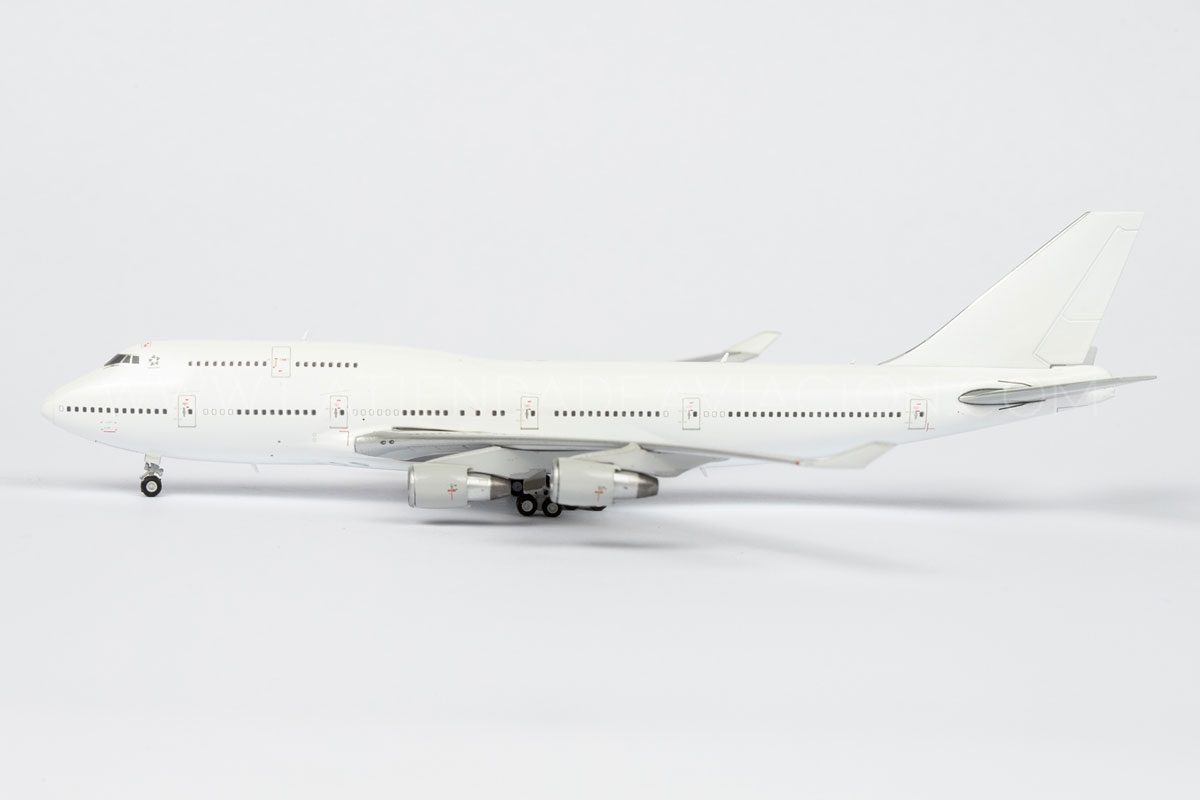 Blanco Boeing 747-400 JC Wings JC4WHT2008 Modelo a escala 1:400 - La ...
