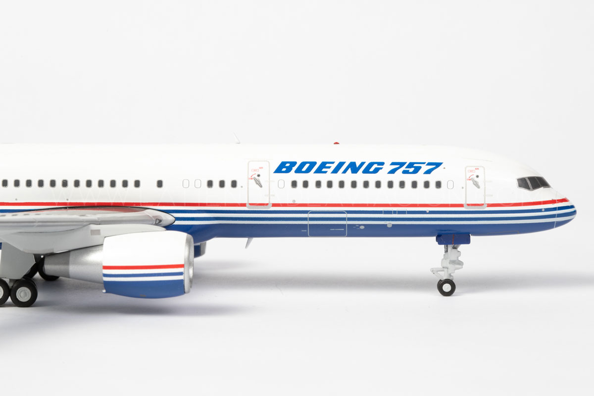 Boeing Boeing 757-200 N757A JC Wings LH2BOE109 Modelo a escala 1:200 ...