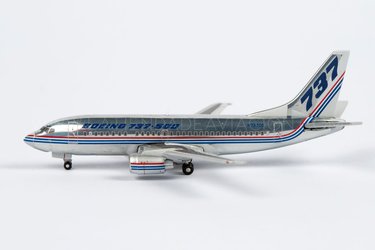 House Color B737-500 Boeing 737-500 N73700 JC Wings LH4BOE184 Modelo a ...