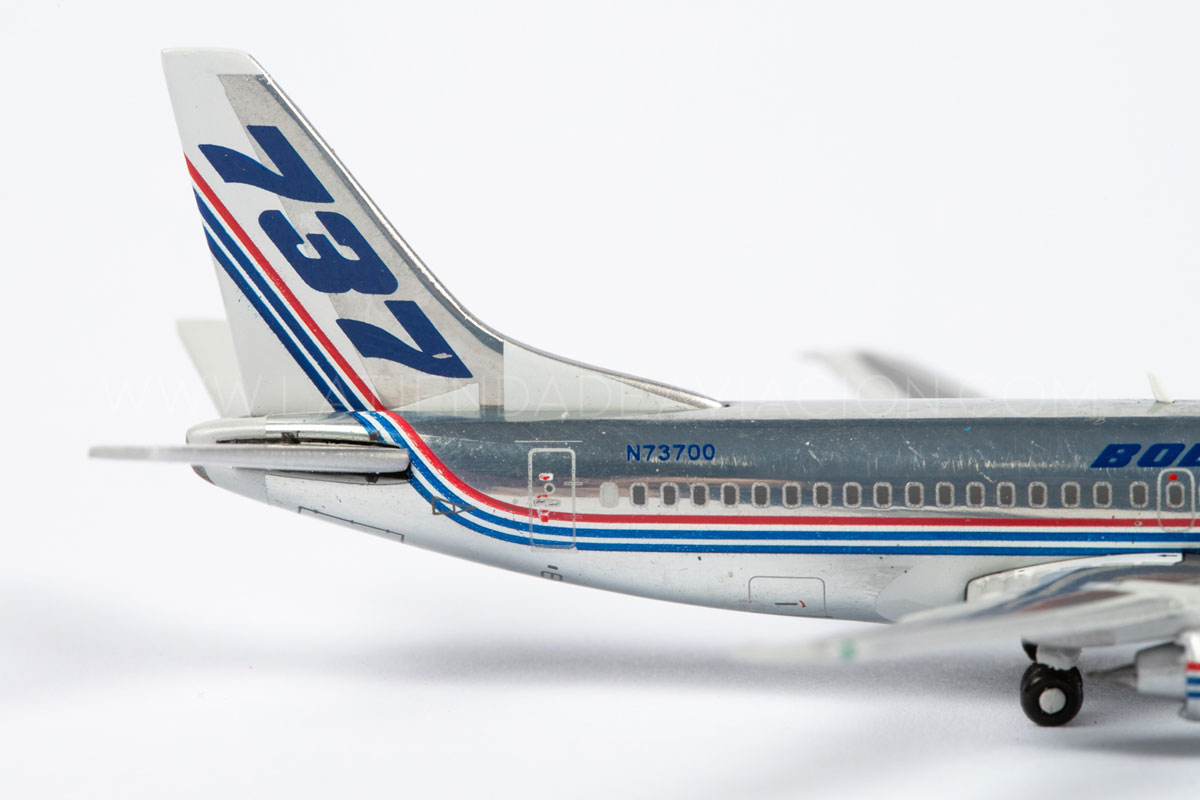 House Color B737-500 Boeing 737-500 N73700 JC Wings LH4BOE184 Modelo a ...