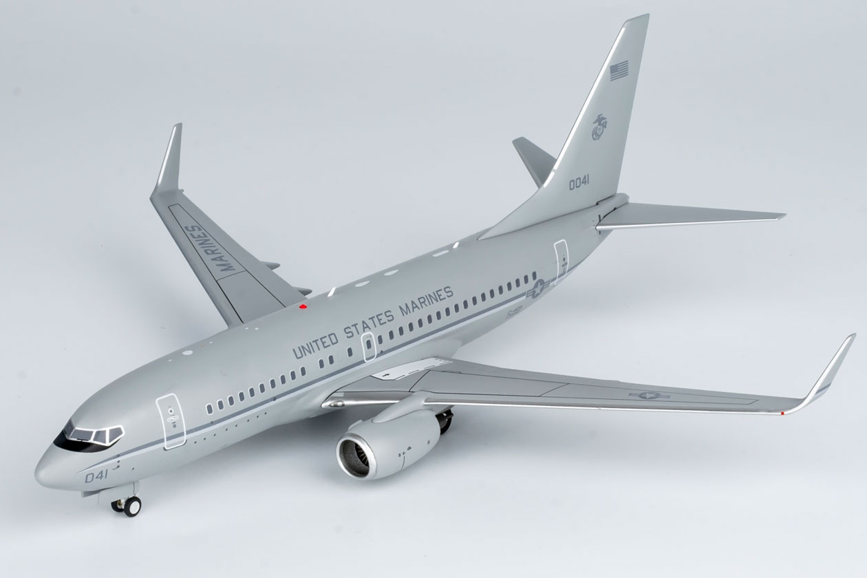 USA - Marines Boeing C-40A Clipper (737-7AFC/w) 170041 NG Models 05002 ...