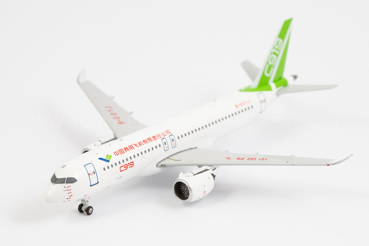 COMAC Comac C919 B-001J NG Models 19011 Modelo a escala 1:400 - La ...