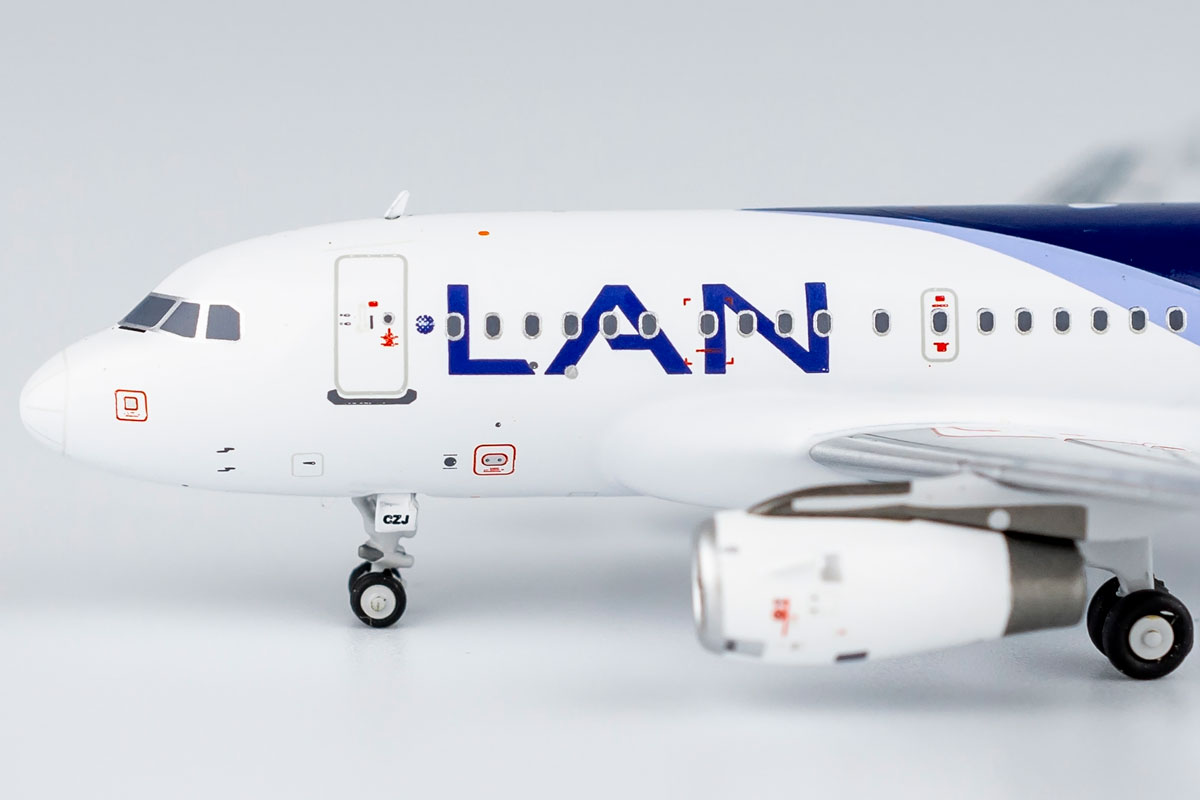 LAN Airlines Airbus A318-100 CC-CZJ NG Models 48007 Modelo a escala 1: ...