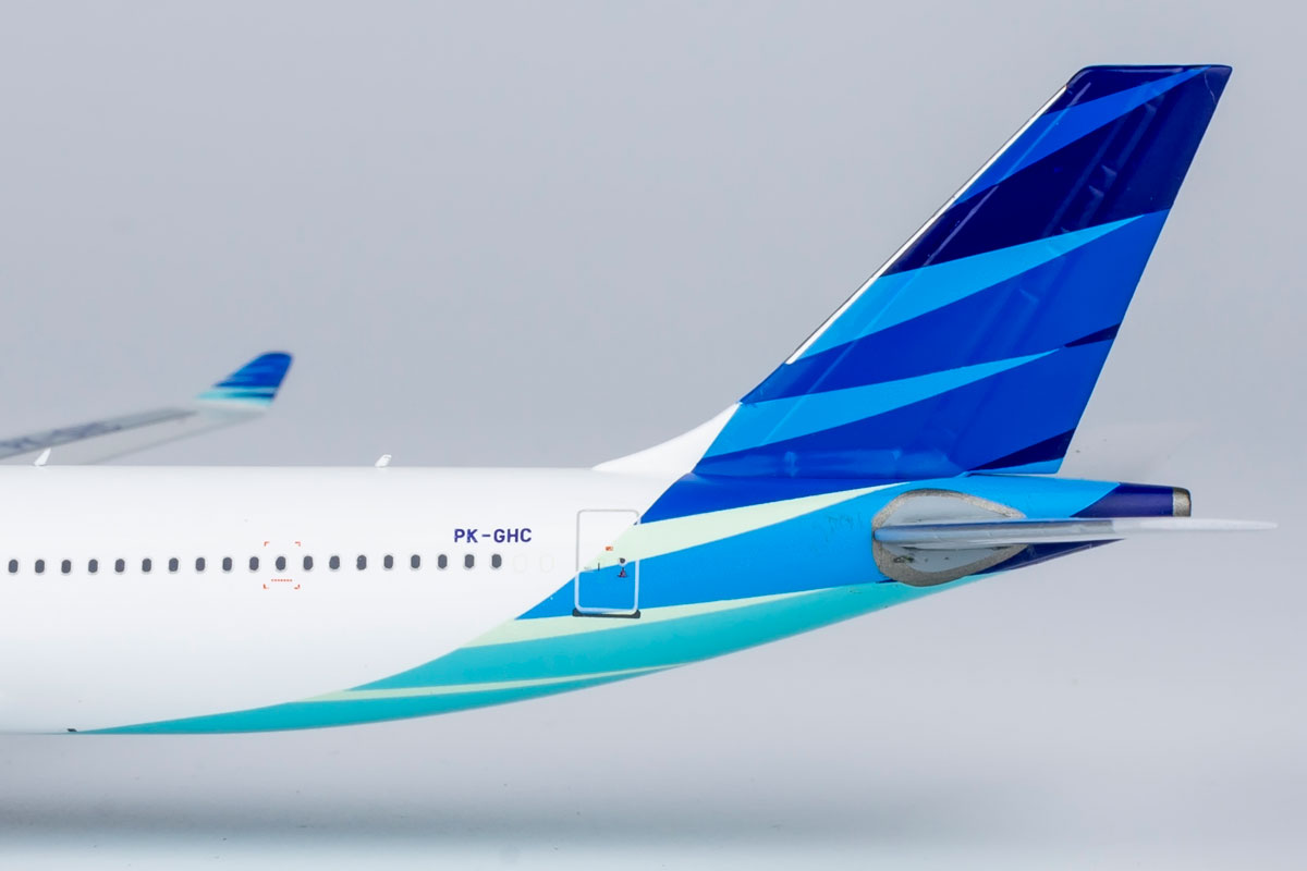 Garuda Indonesia Airbus A330-300 PK-GHC NG Models 62055 Modelo a escala 1:400 - La tienda de ...