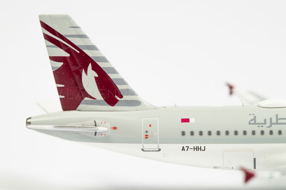 Qatar Aiways Airbus A319 A7-HHJ Panda Models 202241 Modelo a escala 1: ...