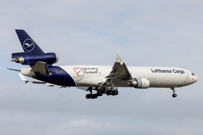 Lufthansa Cargo McDonnell Douglas MD-11F D-ALCC Phoenix PH4DLH2329 ...